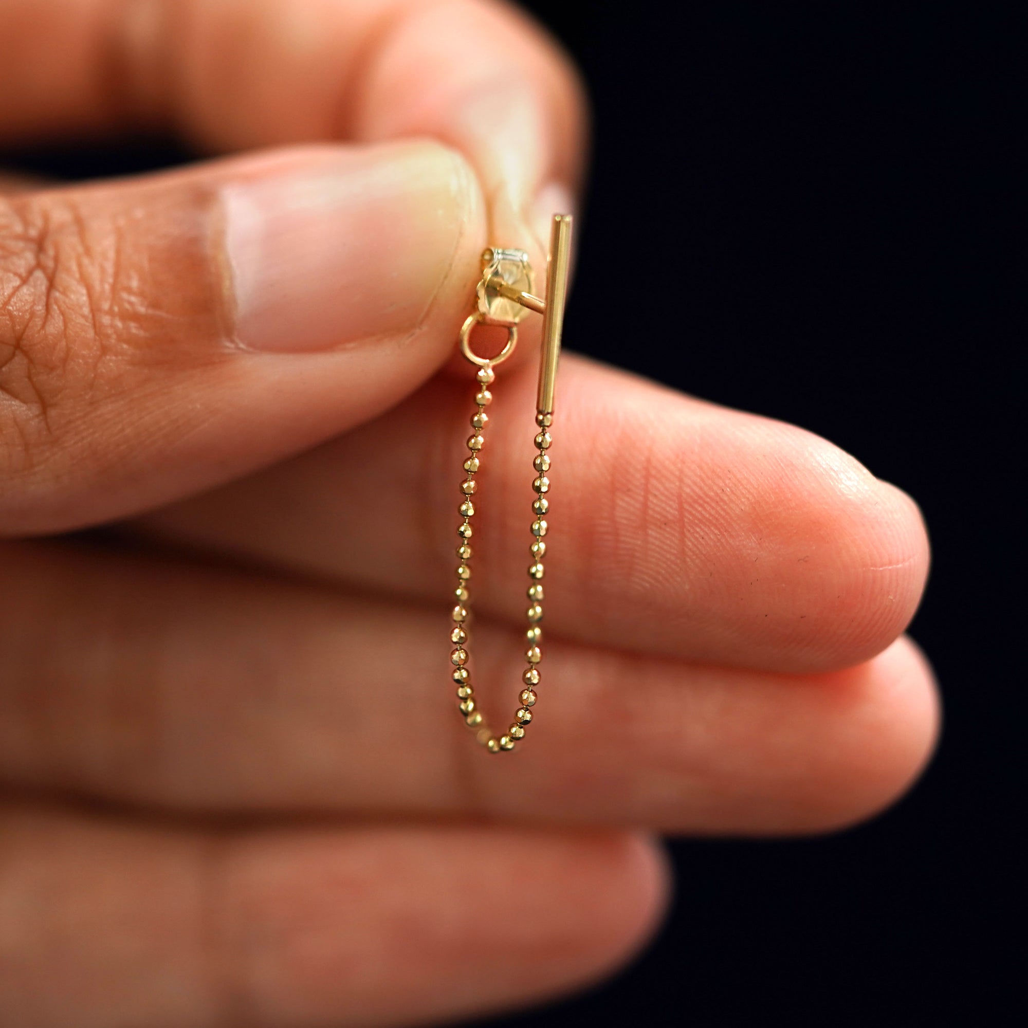 Automic Gold Line Dangle Earring | Sustainable Fine Jewelry