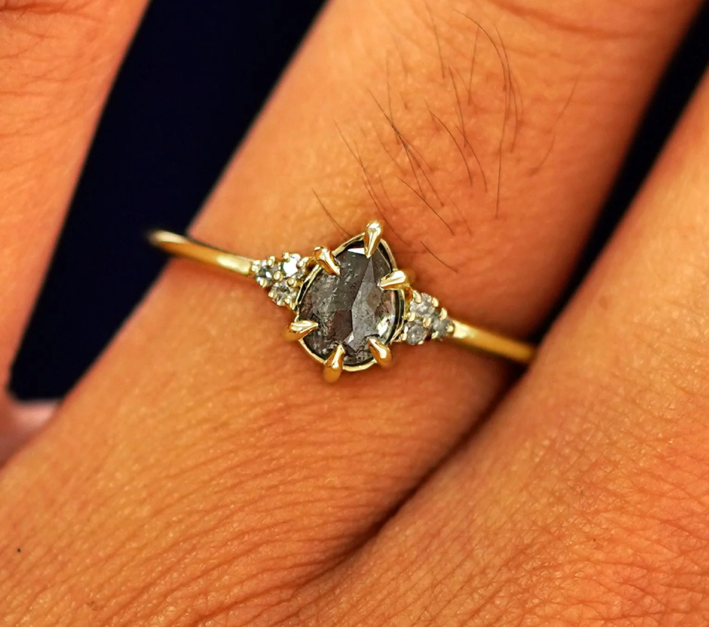 7 Step Illustrated Guide to Cleaning Gold Jewelry – Automic Gold