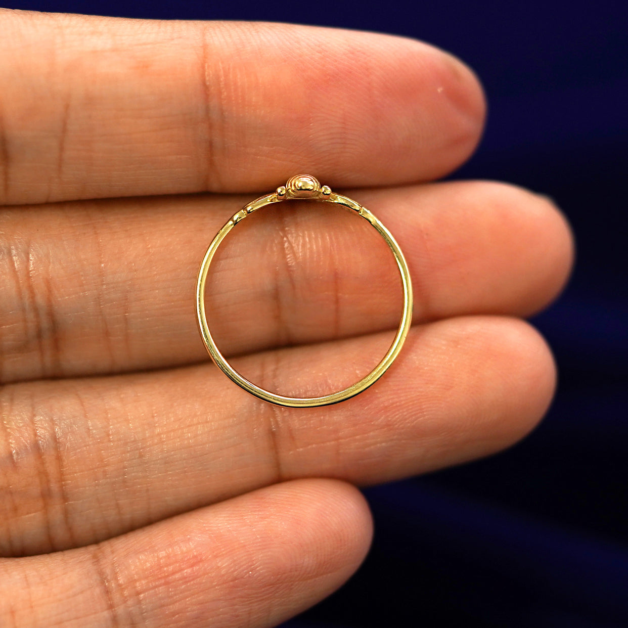 Bee Ring - Minimalist Fine Jewelry - Automic Gold