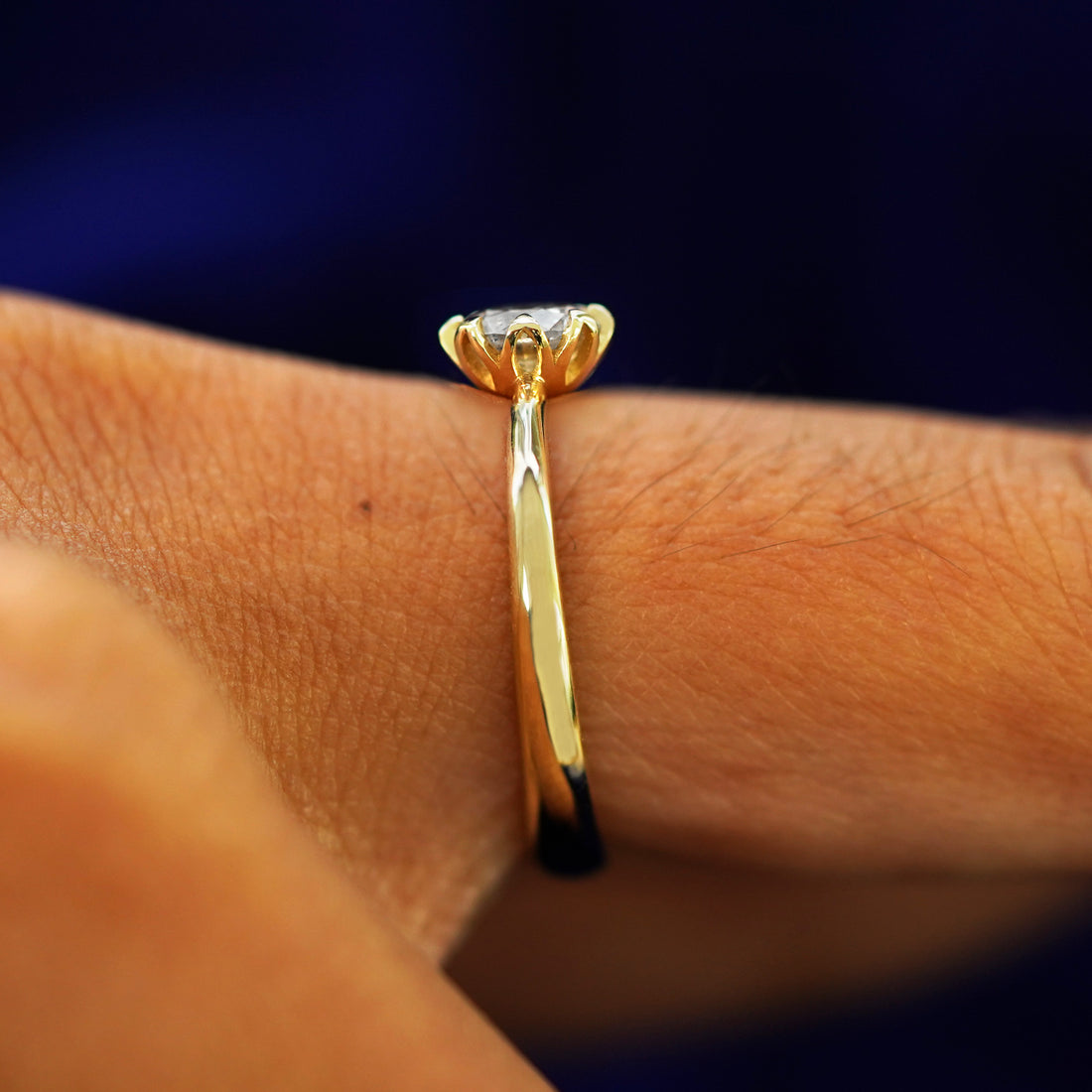 Automic Gold Round Diamond Petal Ring | Fine Jewelry