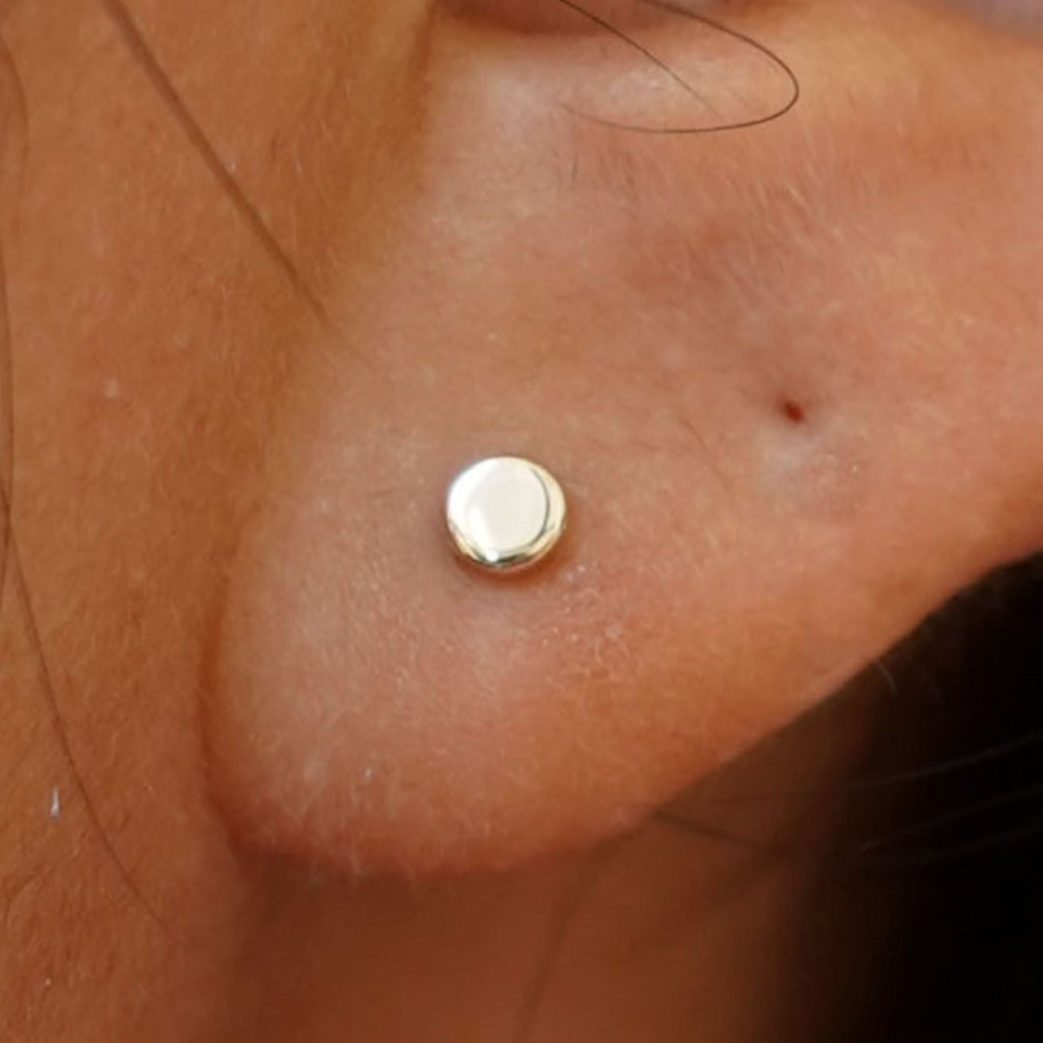 Automic Gold Medium Circle Earring | Sustainable Fine Jewelry