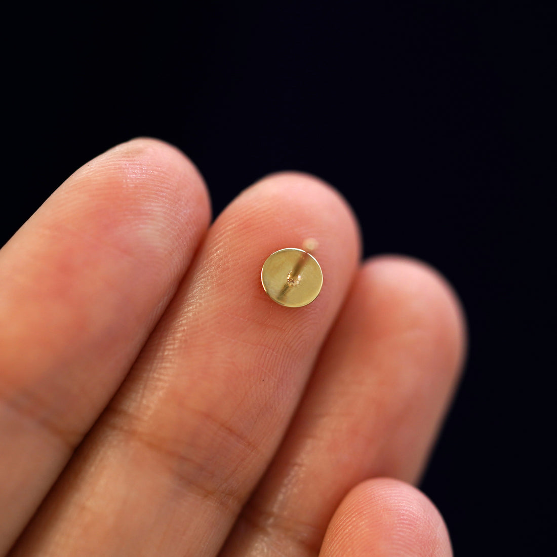 Automic Gold Screw Earring | Minimalist Sustainable Fine Jewelry