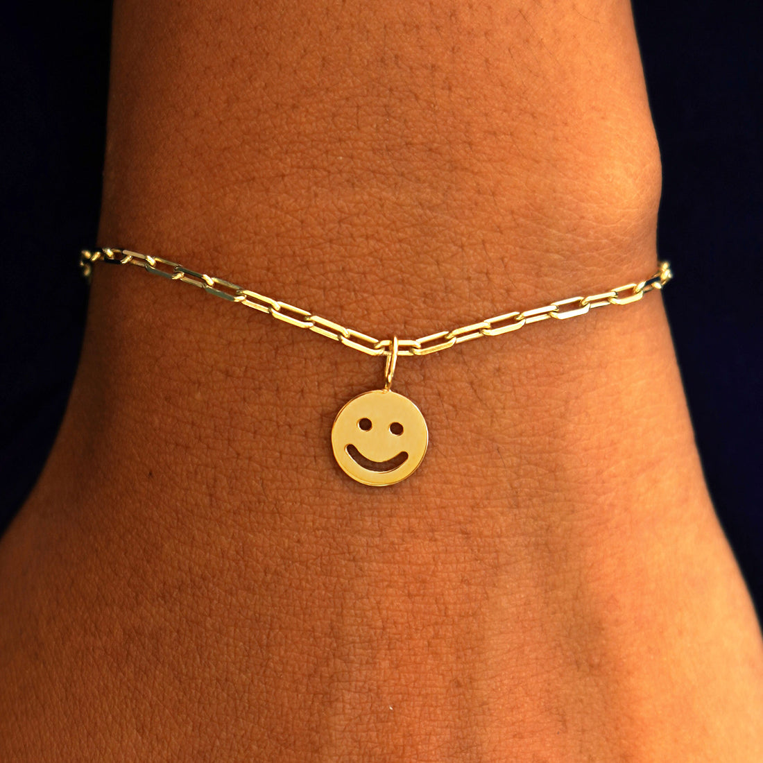 Automic Gold Smiley Face Charm | Sustainable Fine Jewelry