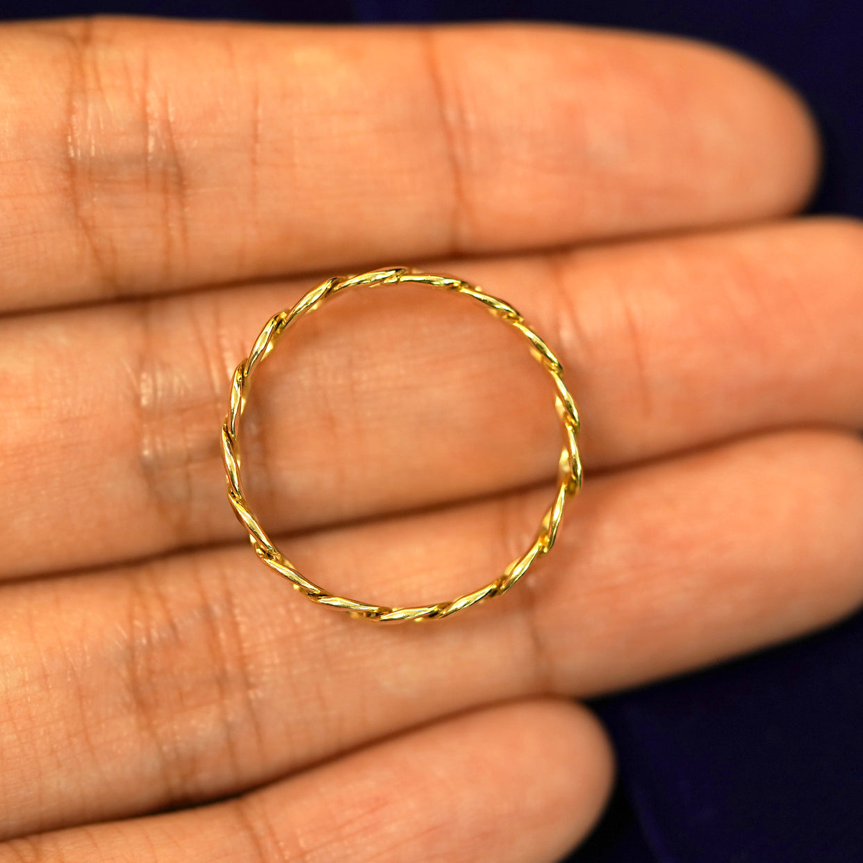 Curb Ring - Sustainable Gold Jewelry - Automic Gold