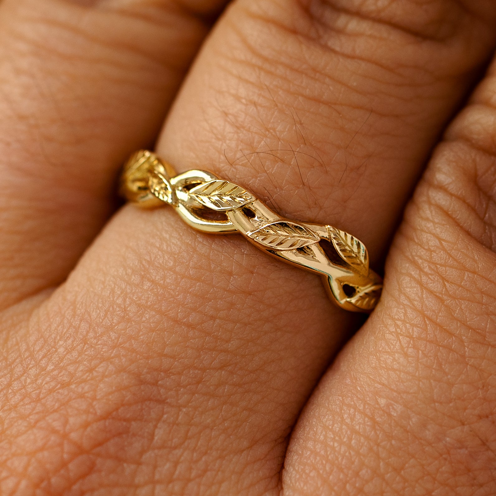 Automic Gold Leaves and Vines Ring | Sustainable Fine Jewelry